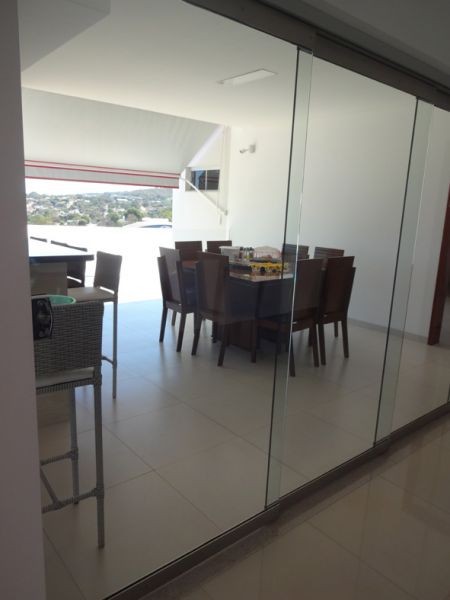 porta de vidro retrátil - Vidraçaria Ideal